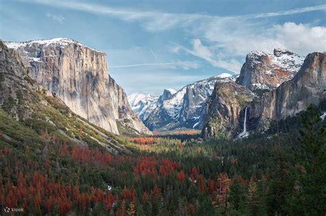Hit The Trail Literally With A Yosemite National Park And Giant Sequoia