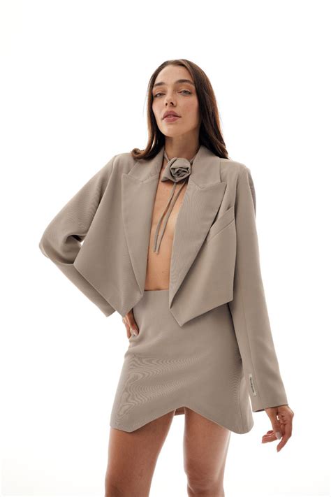 Штани шорти спідниці