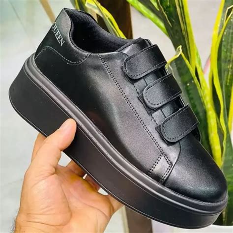 خرید و قیمت کتونی لژ دار مشکی با زیره ی خارجی از غرفه تولیدی کیف و کفش نهال