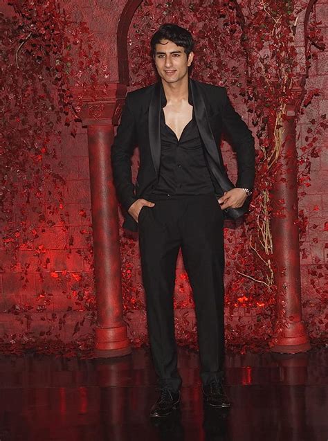 Ibrahim Ali Khan To Make His Film Debut With Sarzameen Kajol Also Been Roped In For Pivotal Role