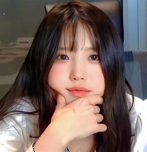 Fromis 9 Community Posts 어째서 내일이 월요일인걸까