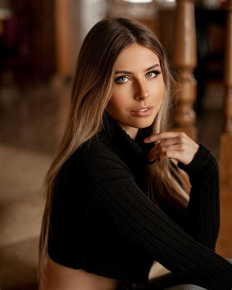 Cassandra Rose Biography 23 Photos Age Height Real Name Instagram