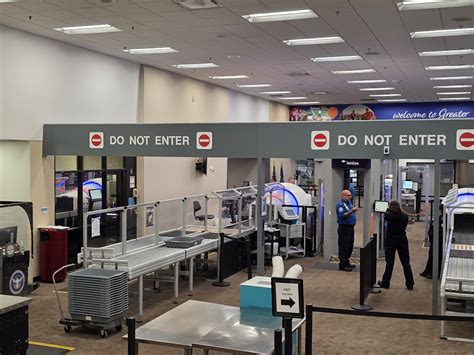 Ice Deployment To Us Airport Checkpoints Legal Authority Traveler