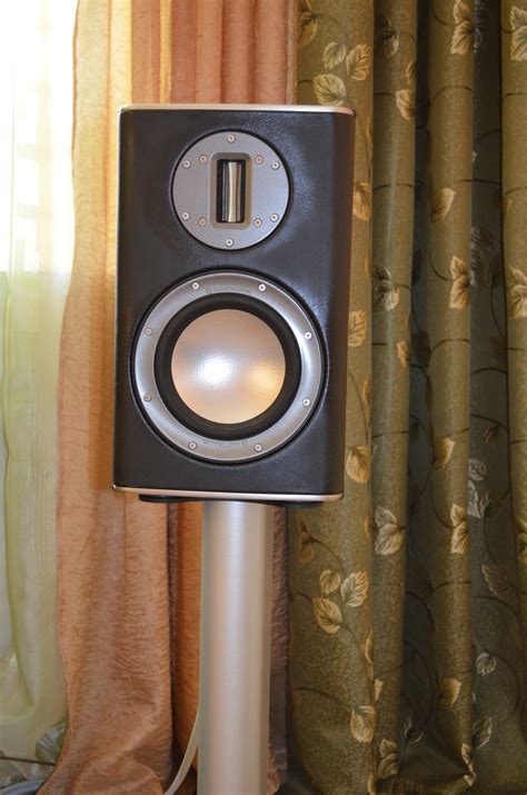 полочная акустика monitor audio PL100 | Hi-Fi.ru