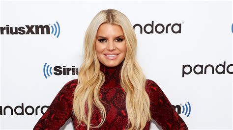 How Old Is Jessica Simpson From Pop Star To Business Queen