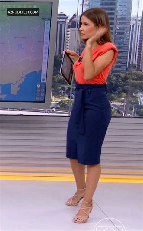 Thais Luquesi Feet Aznudefeet