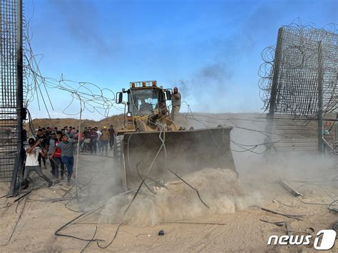 6m 철의 장벽에 완전 봉쇄된 가자…하마스는 어떻게 뚫고 나왔나