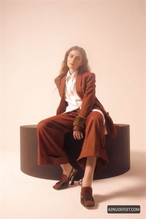 CLAIRO Feet AZNudeFeet