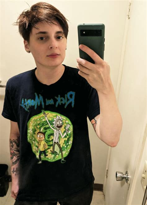 Post Shower Selfies Always Bring Me Joy Love My Hair When Its Wet He