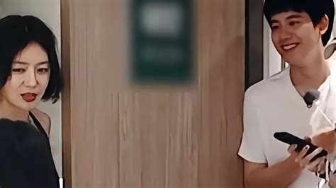 秦岚：辛芷蕾，胡先煦说我像疯子！辛芷蕾：胡先煦，这是韩国小浪漫小卷！腾讯新闻