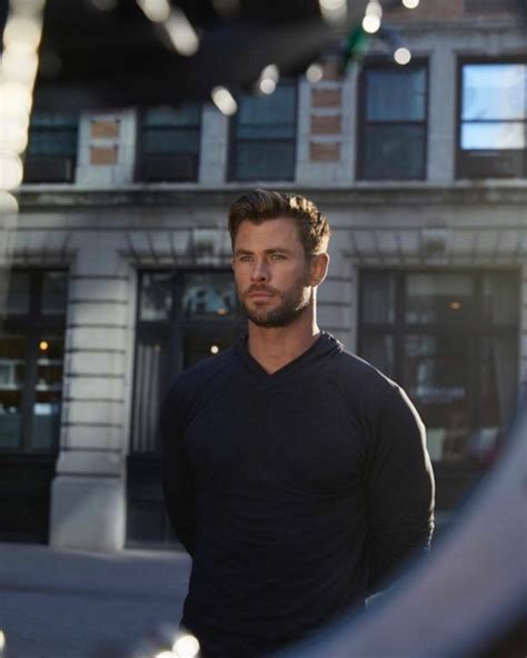 O Pai Do Meu Melhor Amigo Capítulo 72 A Coração Chris Hemsworth
