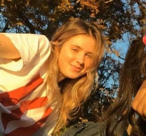 Sun Kissed Scrolller