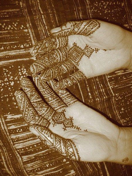 Moroccan Henna Tattoos Ya Brah Geometric Henna Henna Designs Henna Patterns