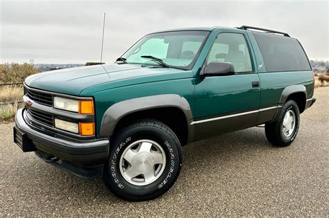 1996 Chevrolet Tahoe Sport 4x4 2 Door For Sale Cars And Bids