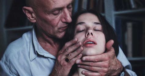 【坂上忍の白黒つけて何が悪い】強烈過ぎる題材…the・フランス的衝撃作 小児性愛者が少女を洗脳、2時間ず～っと虫唾が走りっぱなし「コンセント／同意」（3 3ページ） ZakⅡ｜エンタメ情報