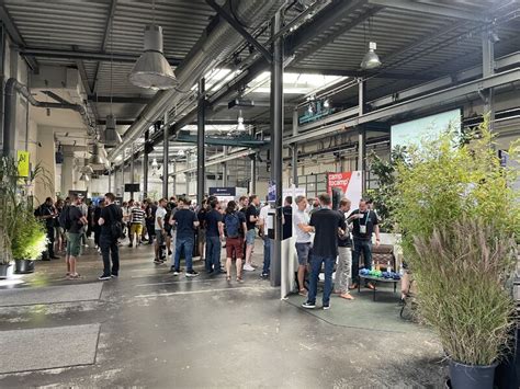 Cds23 Cds23 Kubernetes Dadjokes Instruqt Cds23 Nicolas Vermandé