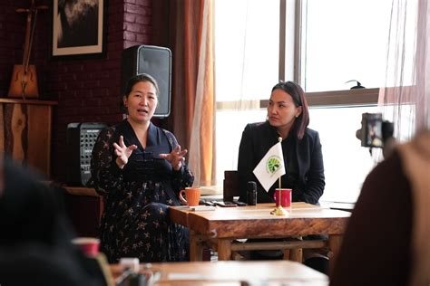 Тогтвортой Бид энэ завхарлыг засах ёстой гэж УИХ ын гишүүн Х Баасанжаргал мэдэгдэв Тэр ЭЦГ