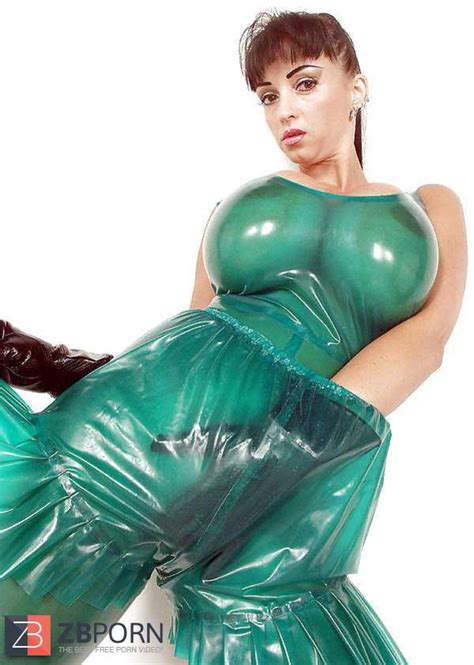 Summer Cummins In Green Spandex Zb Porn