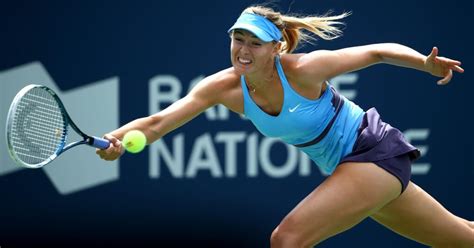 Maria Sharapova S Boyfriend Is Getting Roasted For Kissing Her In The Cheekiest Way Possible Maxim