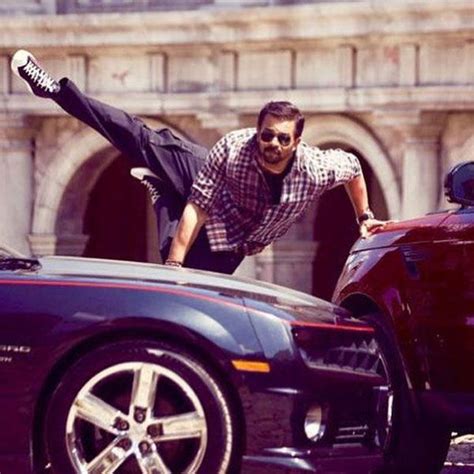 Rohit Shetty Birthday पिता की मौत के बाद छूट गई थी रोहित शेट्टी की पढ़ाई किताब खरीदने के भी