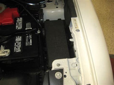 Ford Flex Electrical Fuse Replacement Guide 002