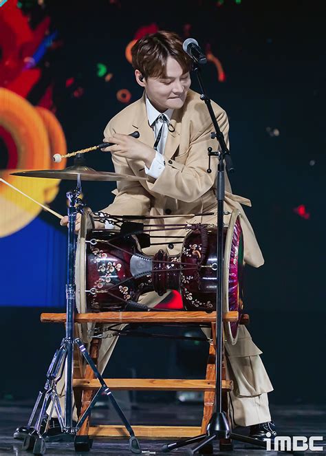 움짤 박서진 즐겨라 장구 트롯챔피언