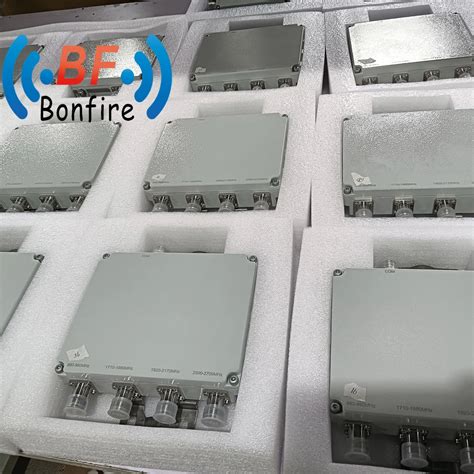 5g Combiner 698 3800mhz Rf Wideband Low Pim Quadplexer Rf Multiplexer