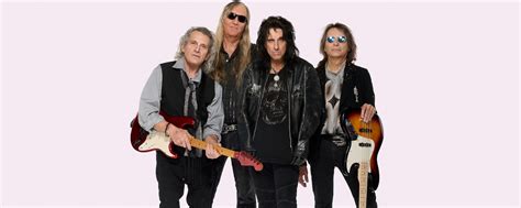 On This Day In Music History Alice Coopers Boa Constrictor Dies