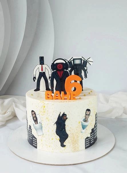 Торт для поклонника данных персонажей Кто в курсе что за герои пишите Спасибо огромное за