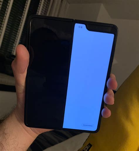 Samsung Releases Statement On Galaxy Fold Display Issues