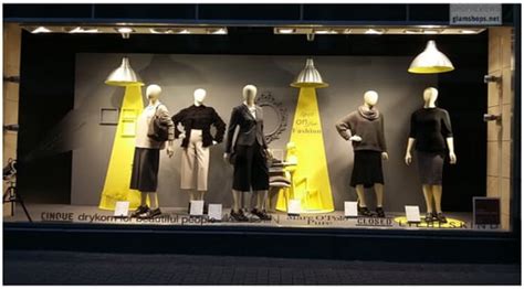 Optimization Of Display Window Design For Females Clothes For Fashion