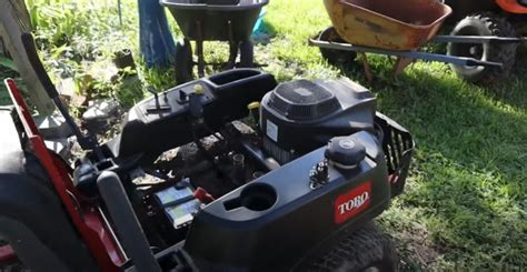 Troubleshooting Toro Lawn Mower Startup: Expert Tips - Inside The Yard