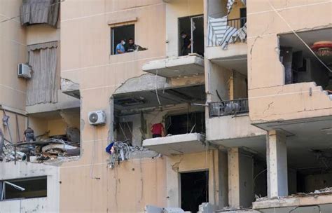 Израиль за сутки нанес удары по примерно 220 объектам Хезболлы в Ливане