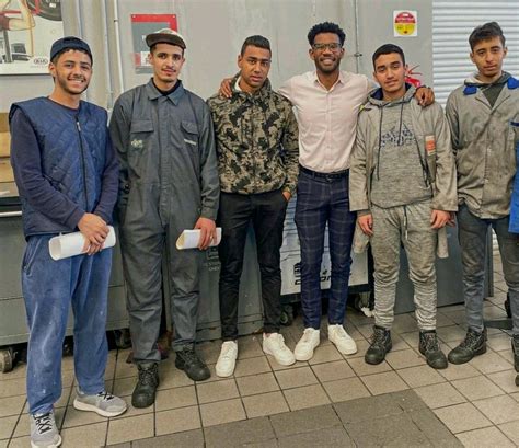 Ibrahim Bouamer On Linkedin Notre équipe De Stagiaires Kia Motors