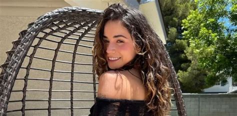 Daisy Blooms Biography Real Name Age Net Worth TikTok Instagram