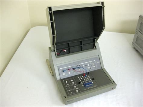 AGILENT HP HEWLETT PACKARD KEYSIGHT 16442A 전자 테스트 장비 판매 가격 197931에 사용됨 CAE에서 구매