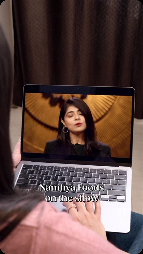 Simoraai Simoraai • Instagram Photos And Videos