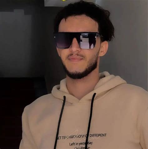 اكيد تعرفون صحح💔 خالد الراجحي الراجحي