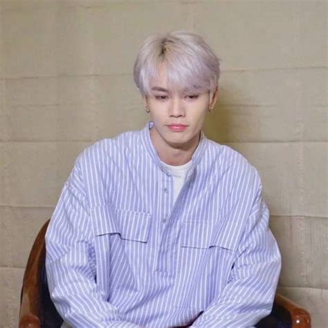 ปักพินโดย Evanism🍊 ใน Lin Yanjun