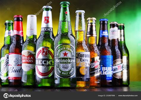 Bottles Of Famous Global Beer Brands — Stock Editorial Photo