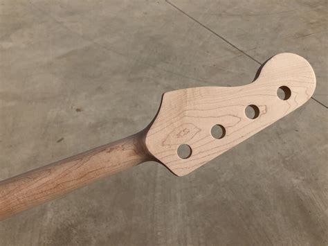 Bass Neck Fretless P Maple With Rosewood Fingerboard And 20 Fret Dots