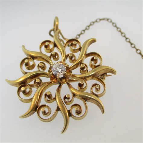 Vintage 14k Yellow Gold Pendant Brooch With Diamond