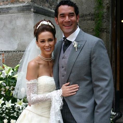 Jacqueline Bracamontes Wedding La Boda Religiosa De Jacky Bracamontes