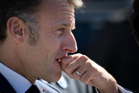 Macron Al 19 Di Popolarità Bayrou Al 18 Ifpo Lesecutivo Con I Dati Più Bassi Della Storia