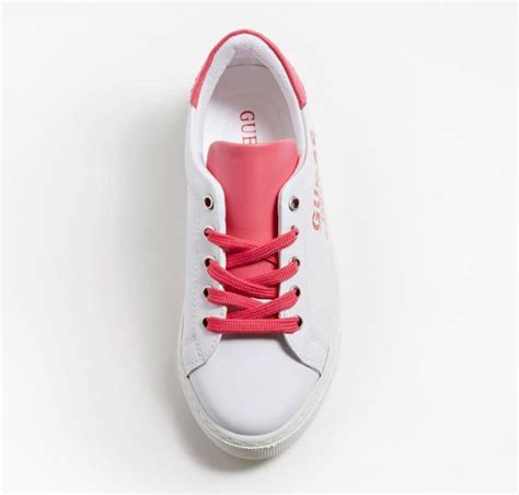 Guess оригінал — ціна 2299 грн у каталозі Кросівки Купити жіночі речі за доступною ціною на Шафі