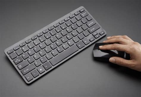 How To Secure Your Wireless Mouse And Keyboard From Being Hacked