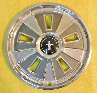 1966 Ford Mustang Fastback Coupe Convertible Nos Standard Wheel Cover