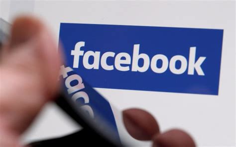 Facebook Tests Self Destructing Status Updates