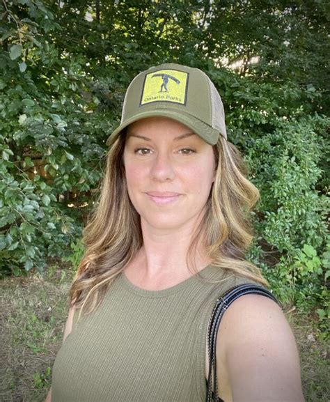 Lisa Connor Capturing Wildlife Personalities Macro Photography And Other Nature Adventures