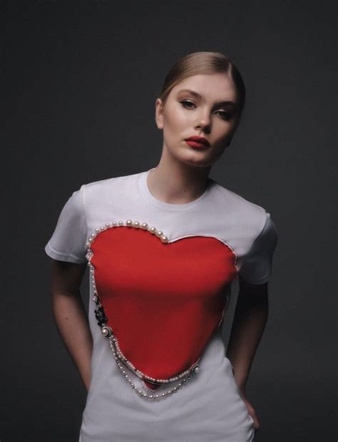 Футболка "Сердце" | Tops, Women's top, Fashion